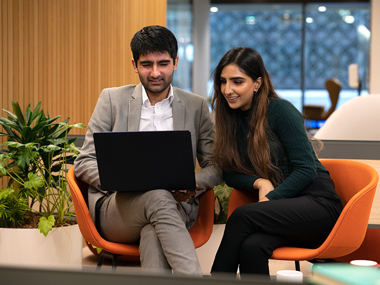 Relationship management | Students and graduates | Careers | HSBC